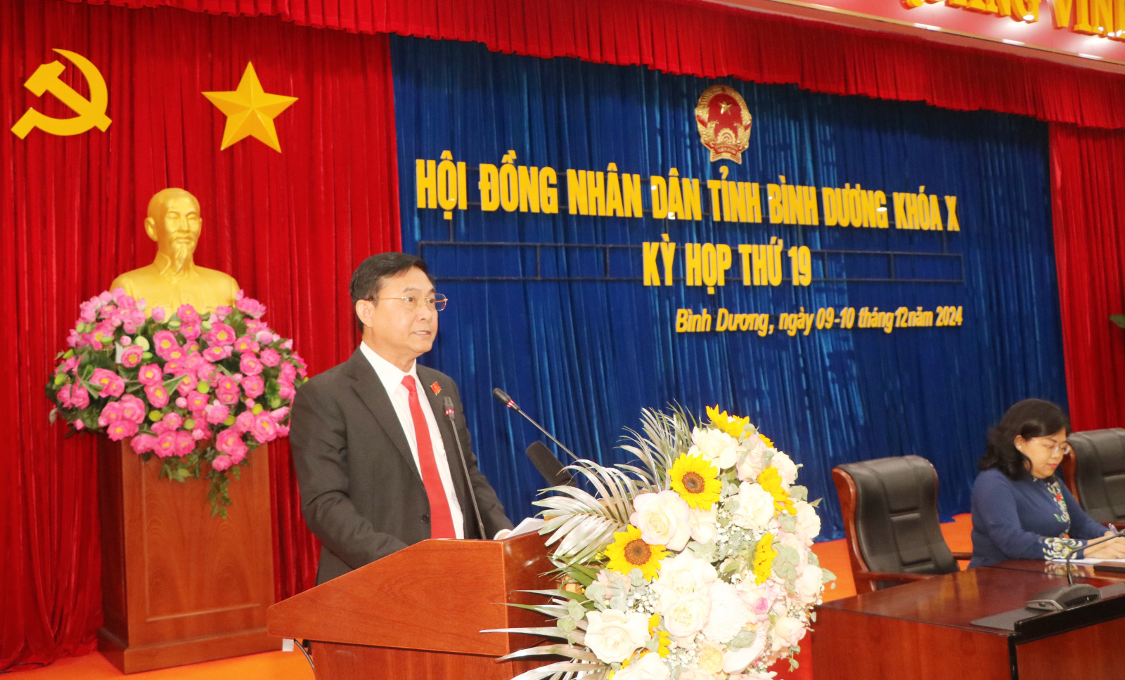 Kỳ họp thứ 19 - HĐND tỉnh khóa X, nhiệm kỳ 2021-2026: Tập trung thảo luận, tháo gỡ khó khăn ...